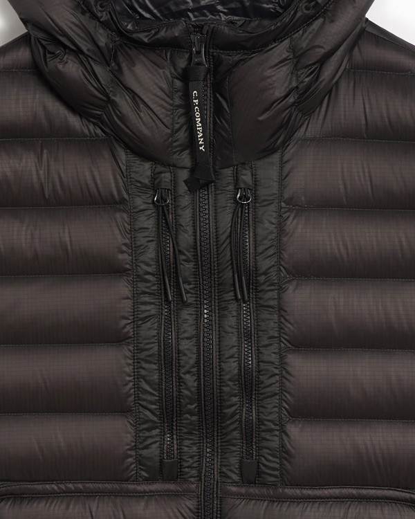 CP Company - D.D. Shell Goggle Down Jacket in Black