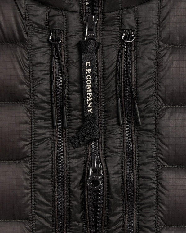 CP Company - D.D. Shell Goggle Down Jacket in Black